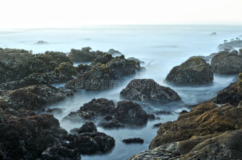 Rocky Ocean Beach Sea Shore Stock Image - Image of pool, blue: 16932125