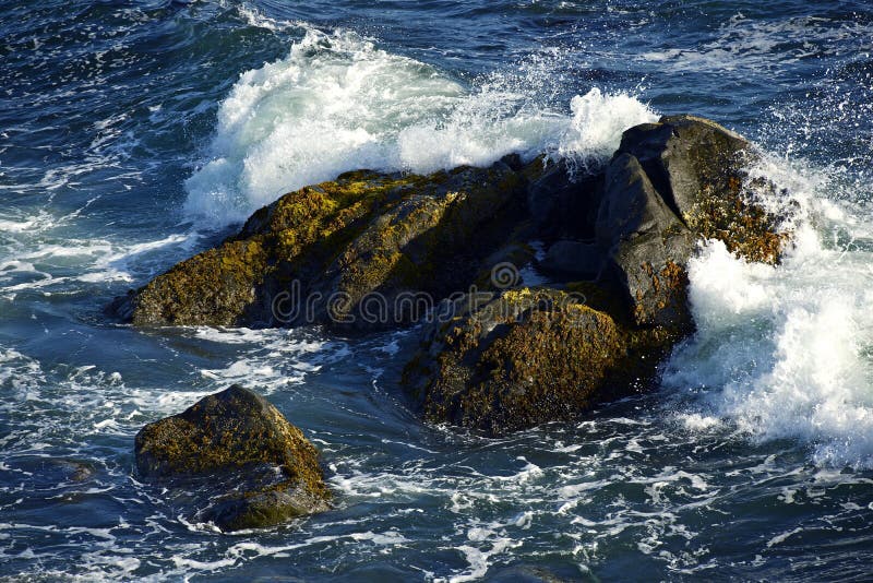 Rocky Ocean Shore Stock Image - Image: 28942641