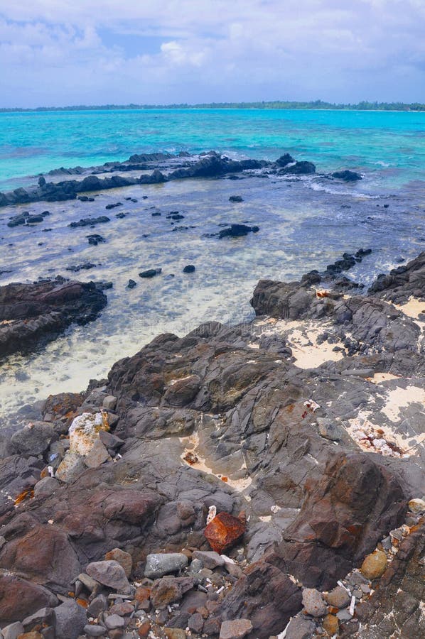 Rocky Shoreline stock photo. Image of polynesia, color - 11328368