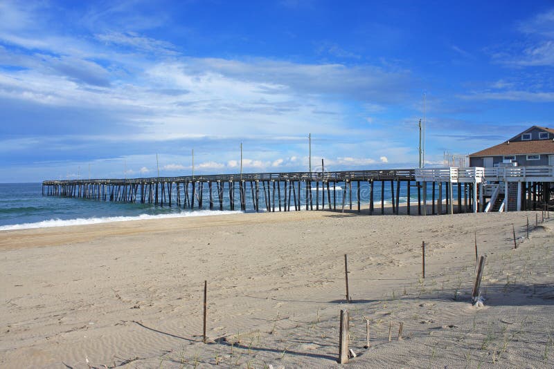 Rodanthe Pier stock photo. Image of rodanthe, piers, waves - 6580916