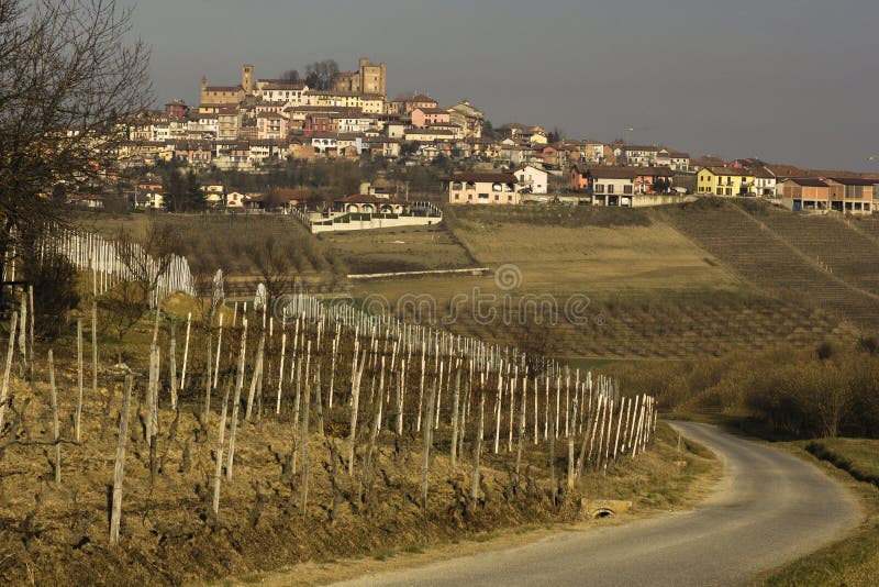 Roddi d`alba castle stock photo. Image of burg, langhe - 91455776