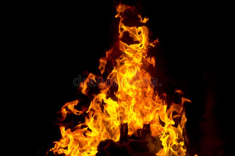 Rode vlam stock foto. Image of zwart, effect, opvlammen - 40316736