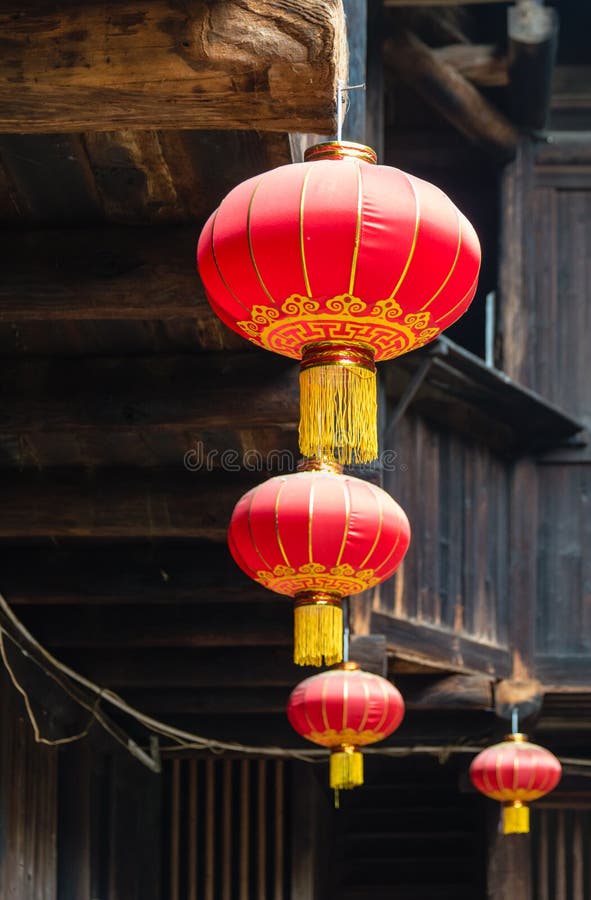 Rode Chinese lantaarns stock afbeelding. Image of beroemd - 44037001