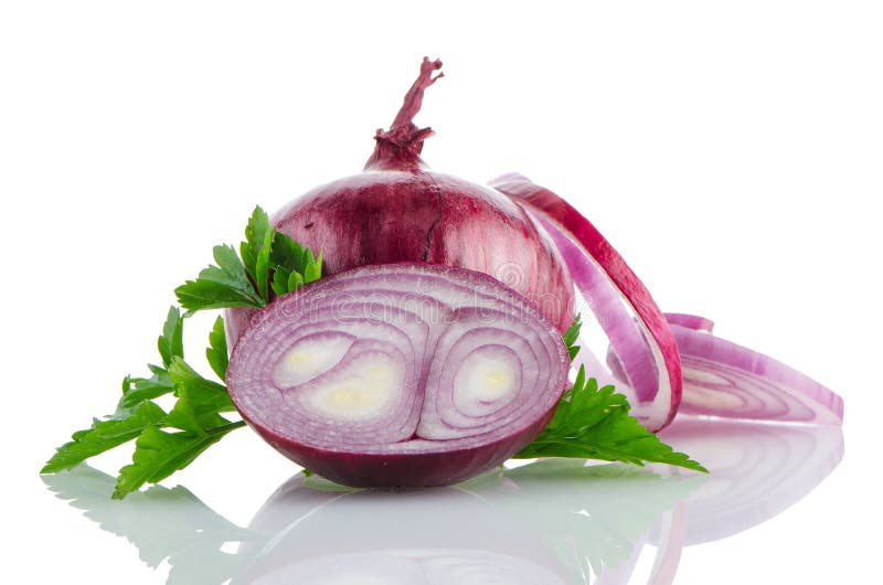 Gesneden Rode Ui, Citroen En Peterseliebladeren Stock Foto - Image of ...
