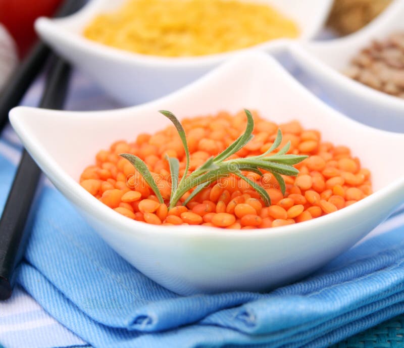 Rode Linzen stock afbeelding. Image of droog, linzen - 11489255