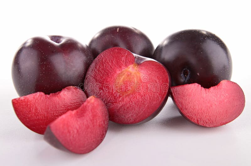 Het fruit van de pruim stock afbeelding. Image of vrucht - 25778169