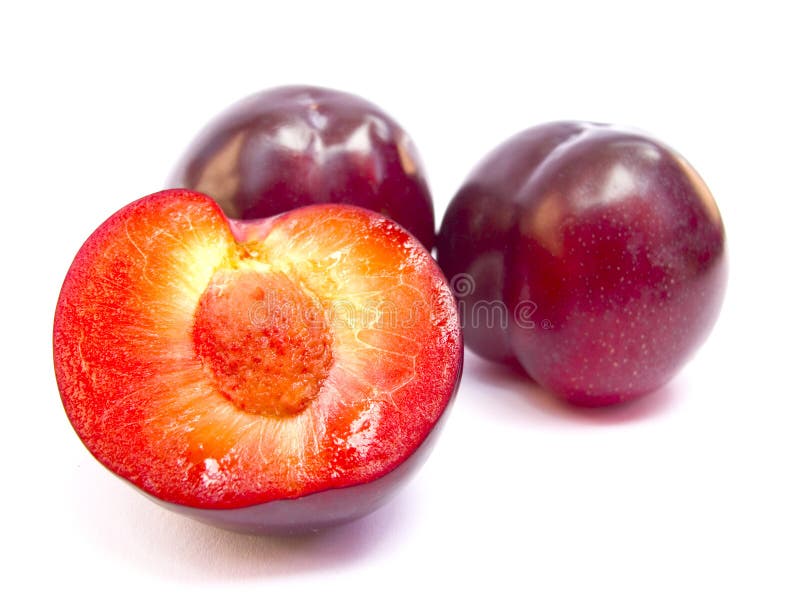 Rode pruimen stock foto. Image of nave, eten, markt, sluit - 15902542