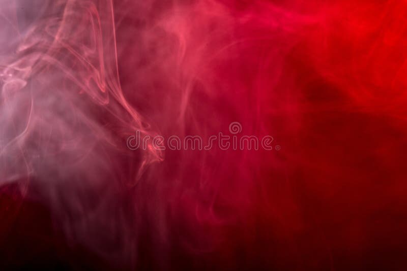 Rode rook stock foto. Image of spookachtig, mist, stoom - 113580624