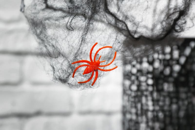 Rode Spin Als Decor Voor Halloween-partij Stock Foto - Image of ...