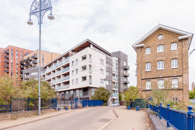 Roding Riverside Modern Residential Buildings in Barking Editorial ...