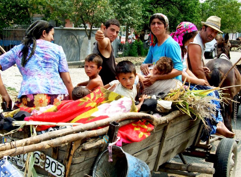 Roemeense zigeuner redactionele fotografie. Image of traditioneel ...