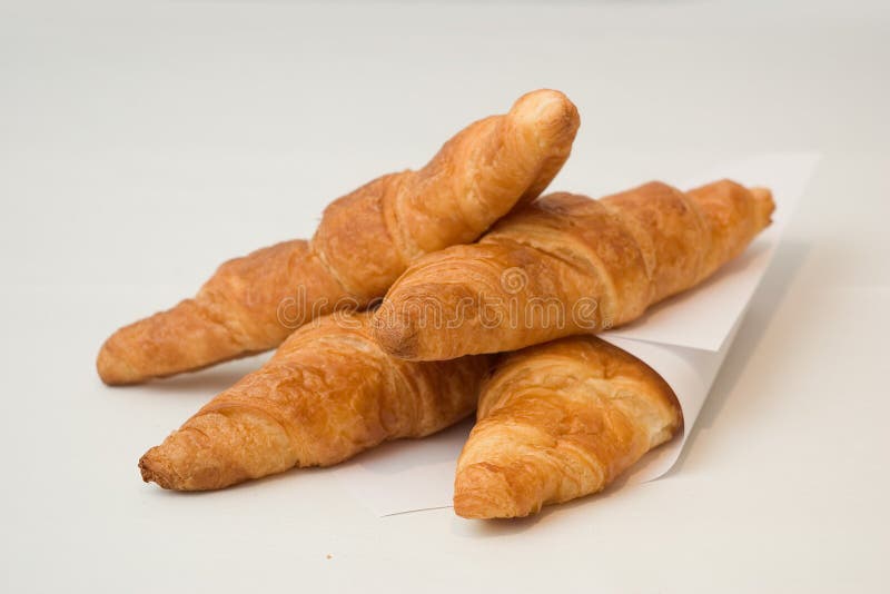 Rogalik francuski zdjęcie stock. Obraz złożonej z drożdże - 562262