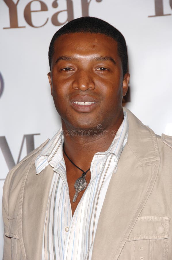 Roger R. Cross editorial photo. Image of grauman, world - 25134616