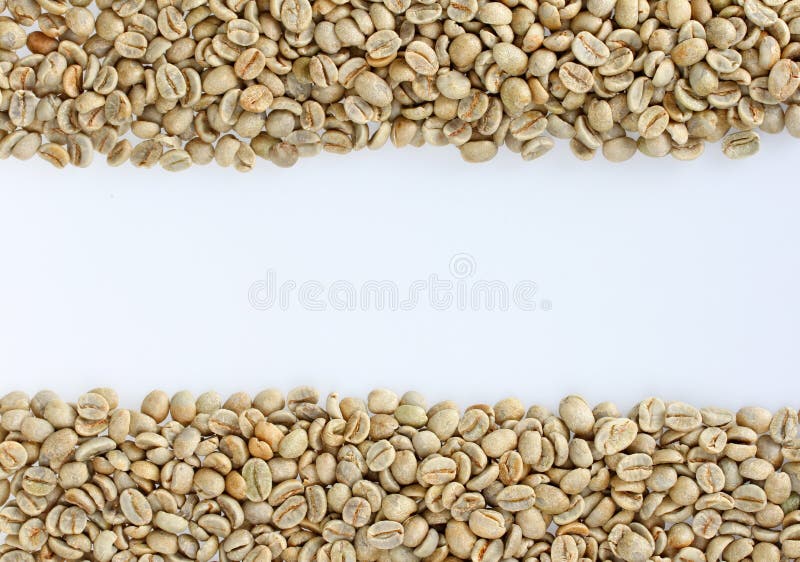 Rohe Kaffeebohnen stockfoto. Bild von schleifen, stapel - 28538920