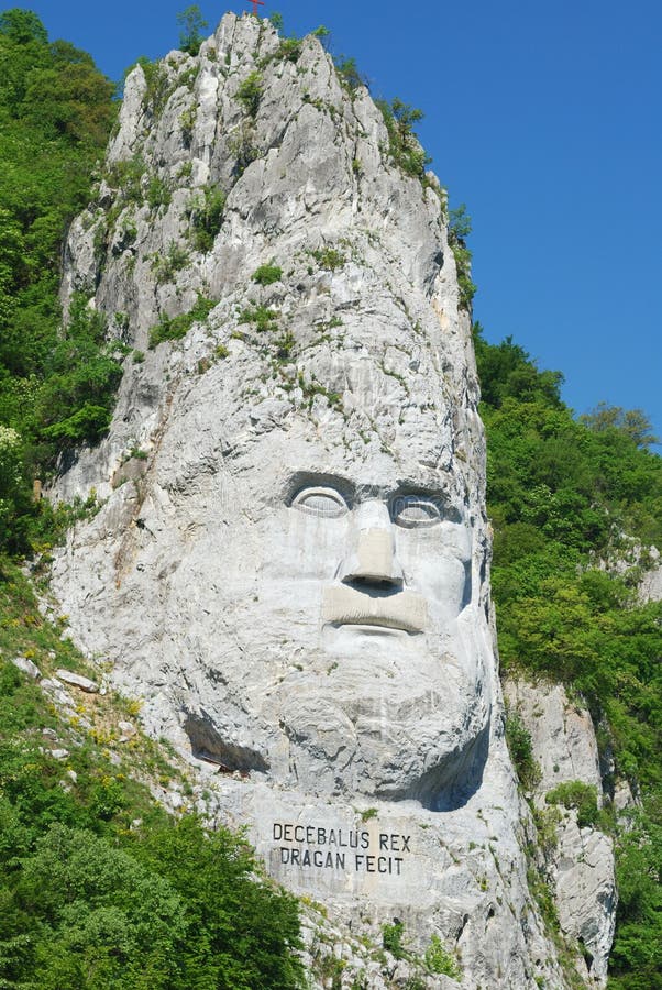 Le Roi Decebal, Sculpture En Roche Image stock éditorial - Image du ...