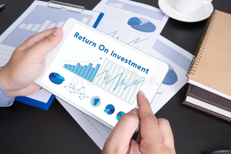 ROI Return on Investment Financial Growth Concept Mit Graphen ...