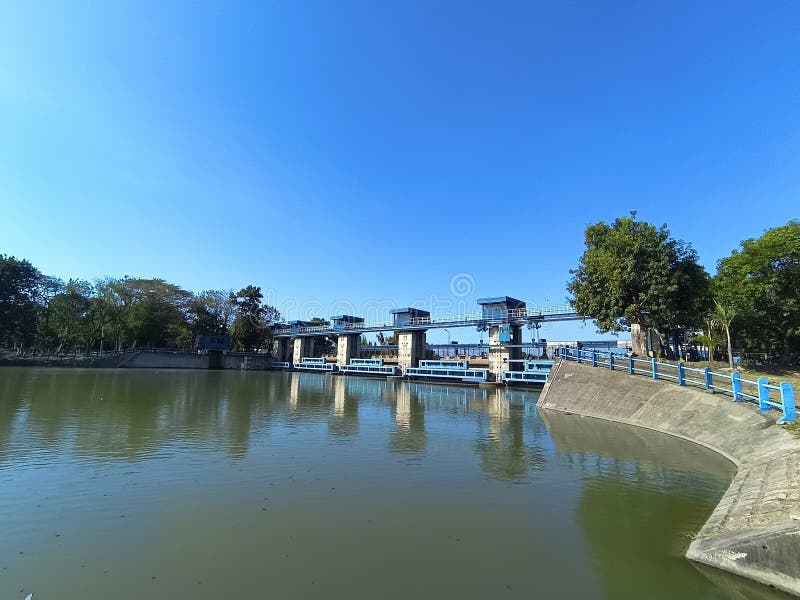 Rolag Gunungsari Surabaya stock photo. Image of river - 327639022