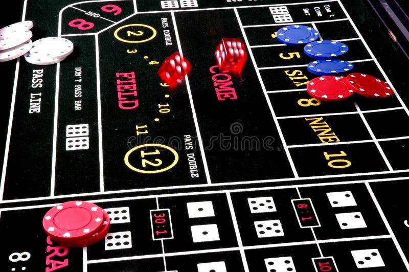 Roll the Dice 4 stock image. Image of line, hardways, roll - 471179