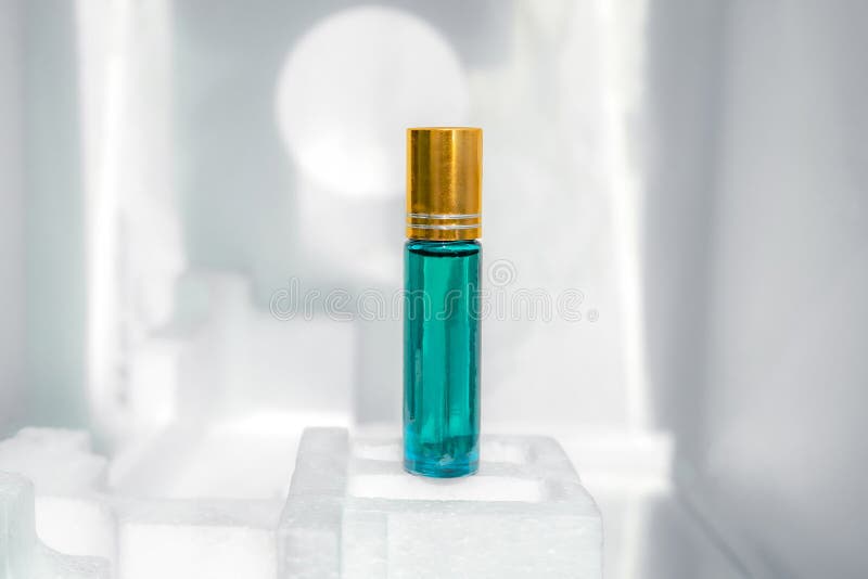 Round Perfume Bottle Isolated 3d Stock Photos - Free & Royalty-Free ...