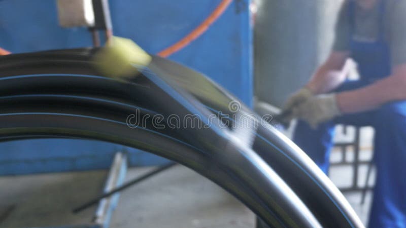 Roll Threading Coil Pipe. Manufacture of Plastic Water Pipes Factory ...