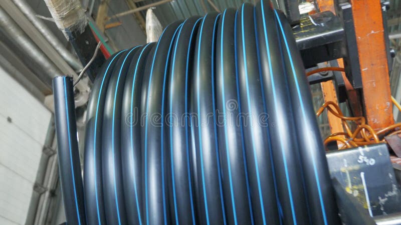 Roll Threading Coil Pipe. Manufacture of Plastic Water Pipes Factory ...