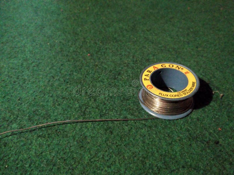 Rolled Tin Tin Color Circle Green Carpet Editorial Photo - Image of ...