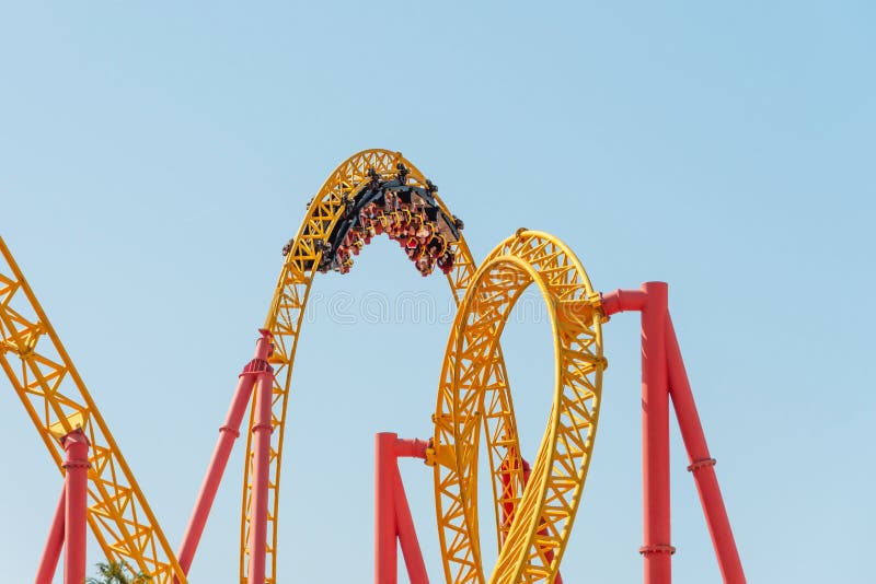 Roller Coaster Up Down Turn and a Passing Loop Feint, Spiral Train of ...