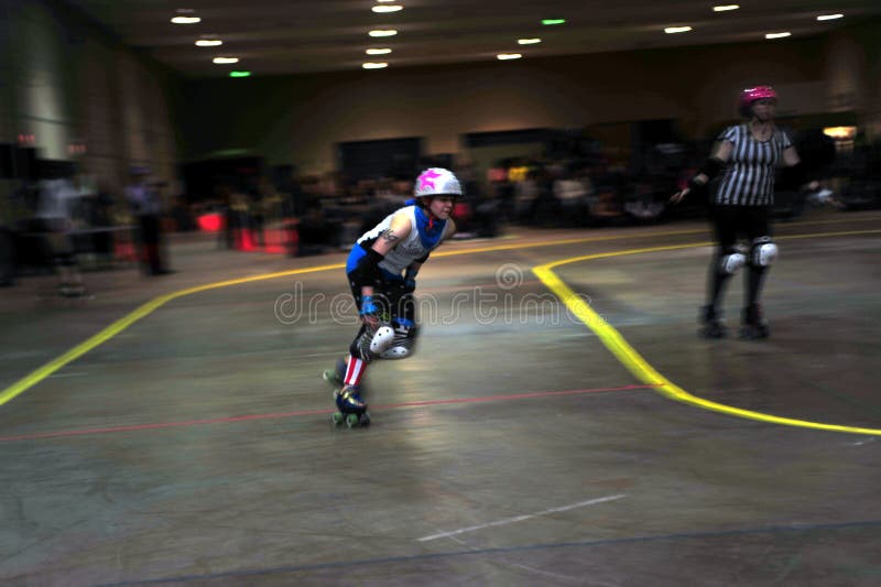 Roller Derby Girls editorial stock photo. Image of health - 98107708