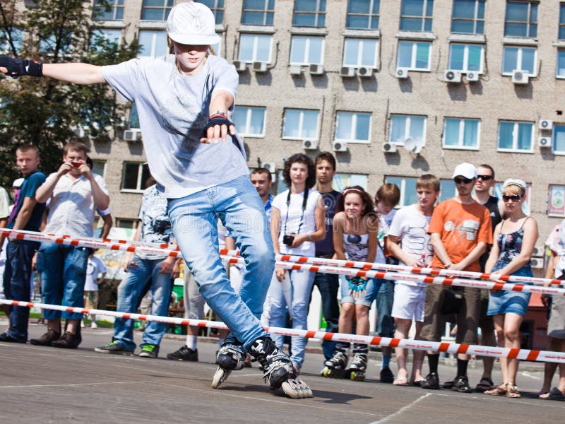 Rollerskating Race, start editorial photo. Image of healthy - 73012346