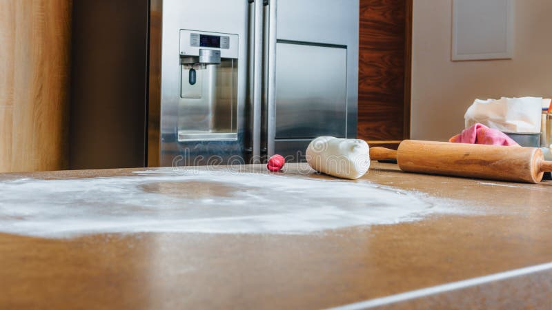 Rolling Pin and White Sugar Paste on Kitchen Counter. DIY, Sequence ...