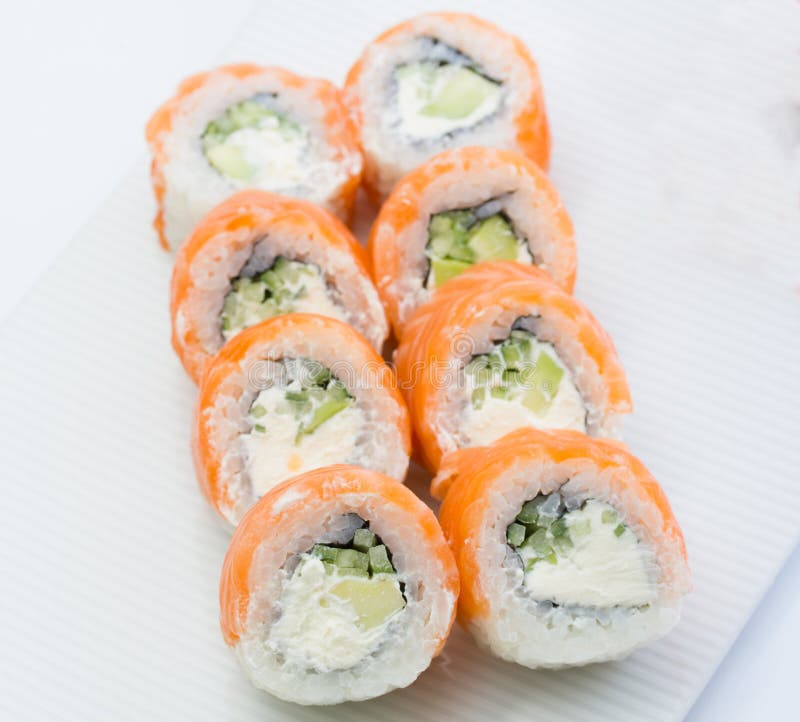 Rollo De Sushi De Philadelphia Foto de archivo - Imagen de cocina ...