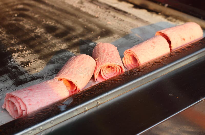 Rolos Salteados Populares Do Gelado Foto de Stock - Imagem de delicioso ...