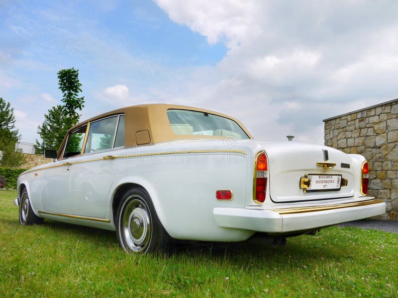 Rolls Royce, Vintage Classic Car Editorial Photography - Image of ...