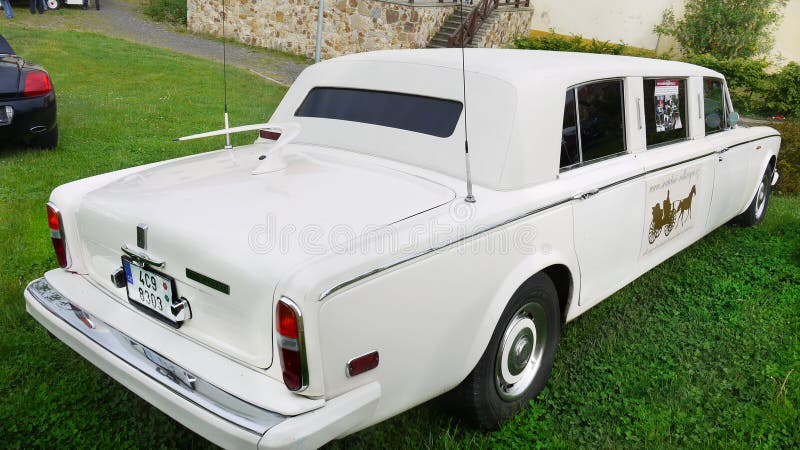 Rolls Royce, Wedding Limousine Editorial Stock Photo - Image of ...