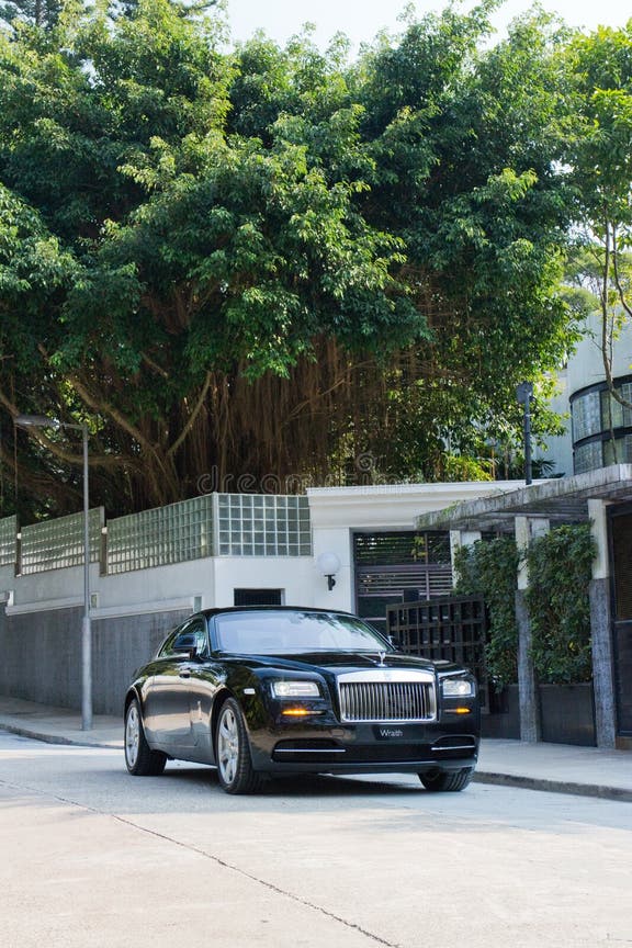 Rolls-Royce Wraith with House Editorial Stock Photo - Image of ...