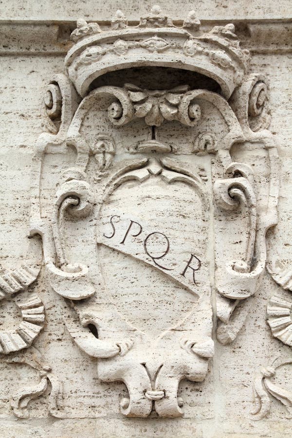 Roman Symbol SPQR, Roma Italia Imagen de archivo - Imagen de italia ...