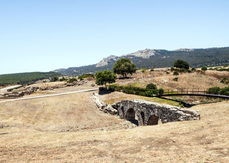 Romersk akvedukt arkivfoto. Bild av gräs, emerita, blekte - 30521654