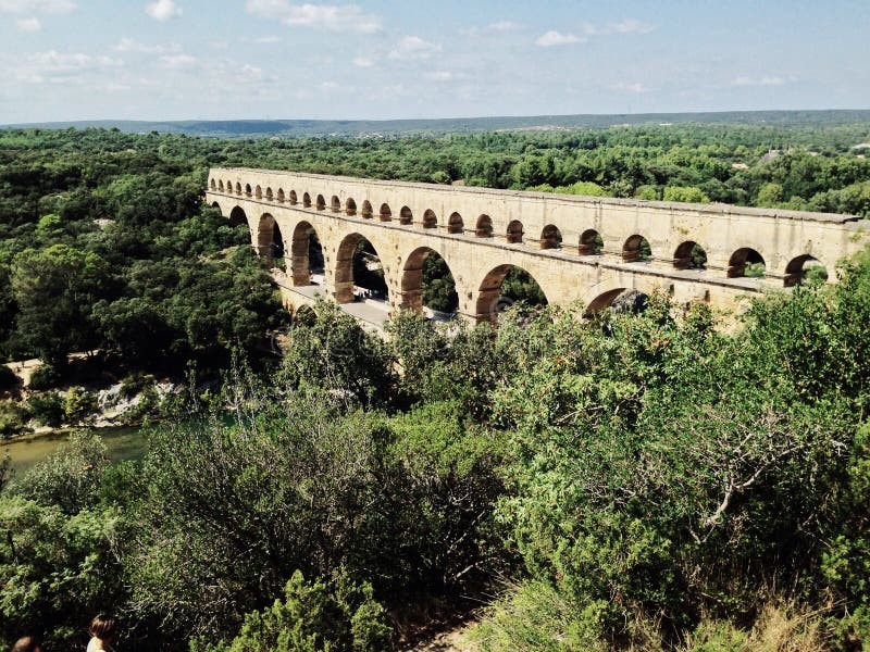 Oud Viaduct Van Roman Tijden In De Hooglanden Dichtbij De Stad Van Bar ...