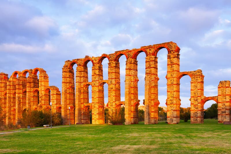 Roman aqueduct at Merida stock photo. Image of construction - 74958530