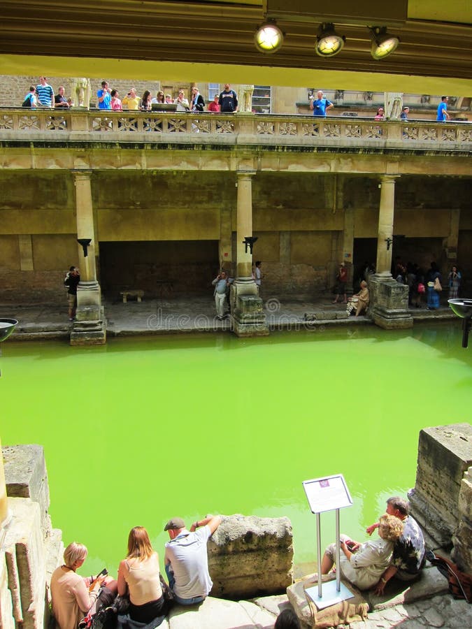 Roman Bad in Londen, Engeland Redactionele Foto - Image of sepia ...