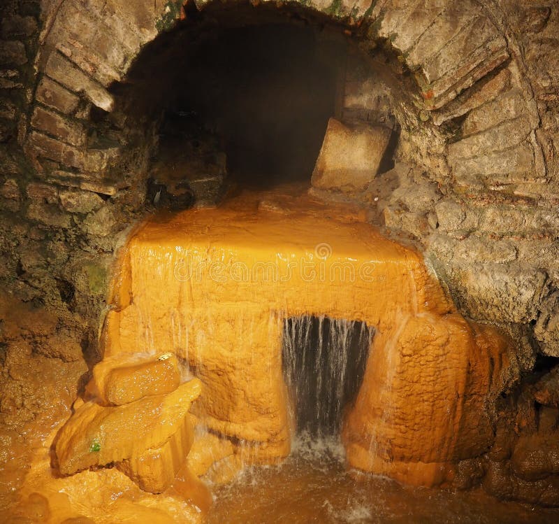 Roman Baths in Bath editorial stock photo. Image of rock - 84542813