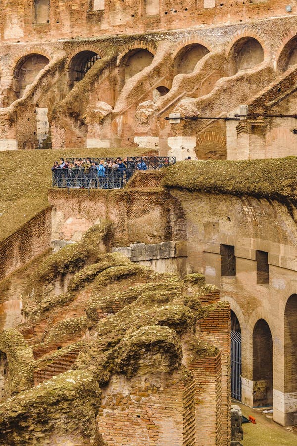 Roman Coliseum Interior View, Roma, Italia Fotografía editorial ...