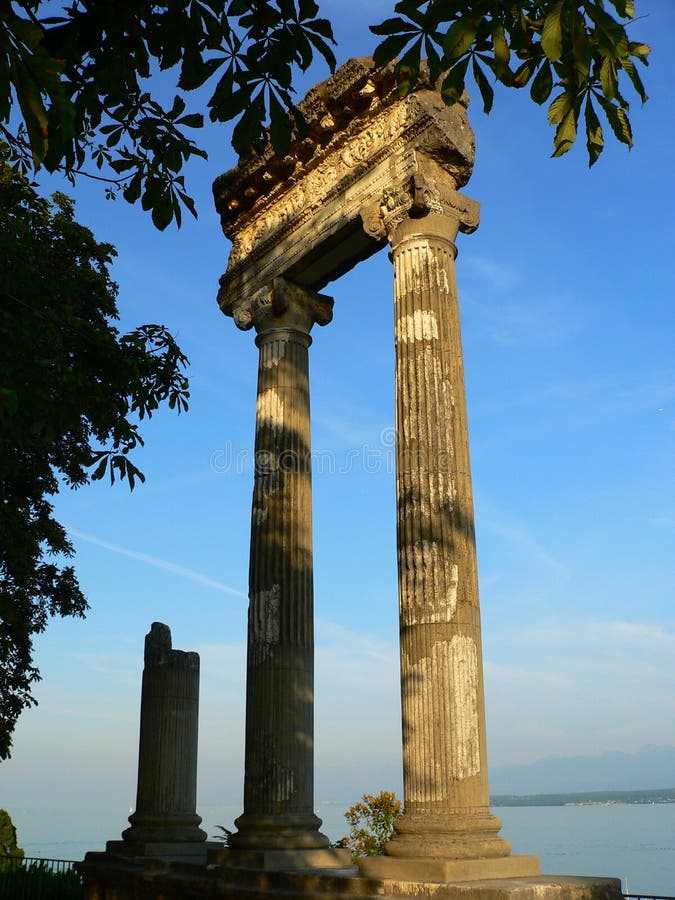 Roman Columns, Nyon ( Switzerland ) Stock Image - Image of water ...