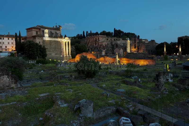 Roman Forum Ruins at Sunset Stock Image - Image of forum, beautiful ...
