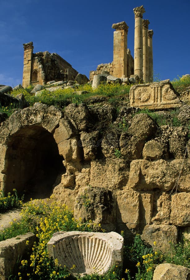 Roman ruins in Jerash stock image. Image of jordan, architecture - 10630715