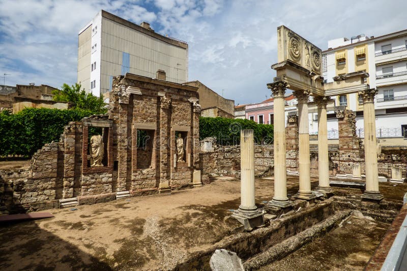Roman Ruins in MÃ©rida, Spain Stock Image - Image of pilgrimage, city ...