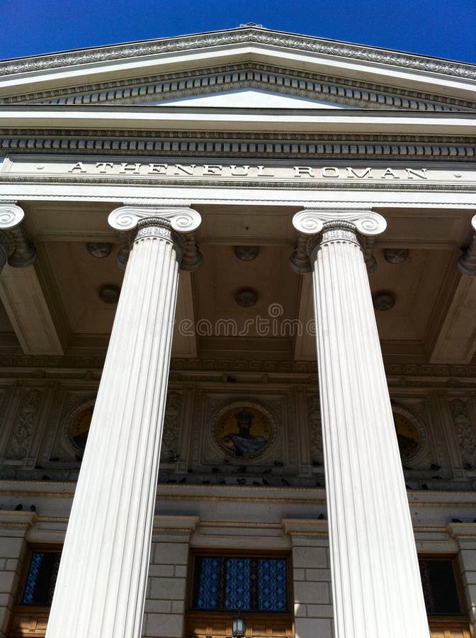 Roman style building editorial stock photo. Image of vertical - 31298068