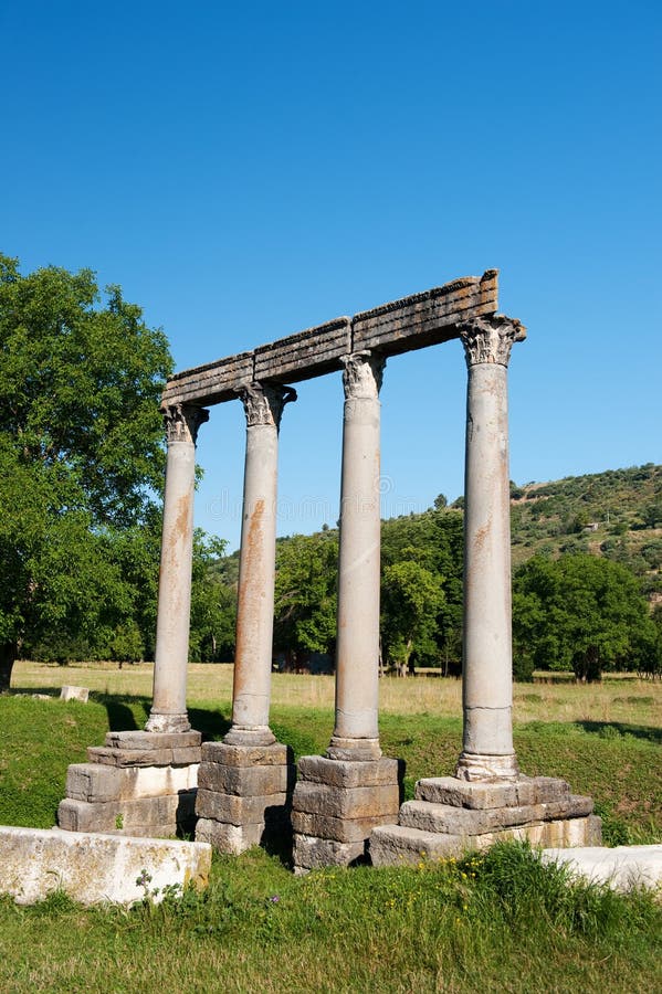 Roman temple in Riez stock photo. Image of pillars, provence - 16675434
