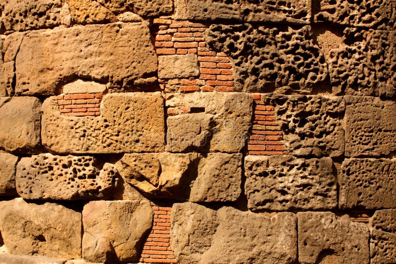 Roman wall, Barcelona stock image. Image of barcelona - 14125217