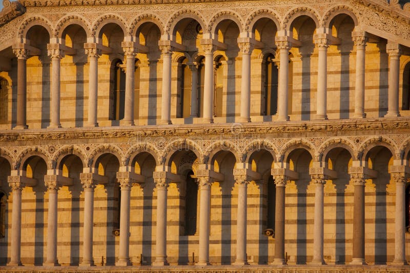 Romanesque Columns And Arches Stock Image - Image: 15877051